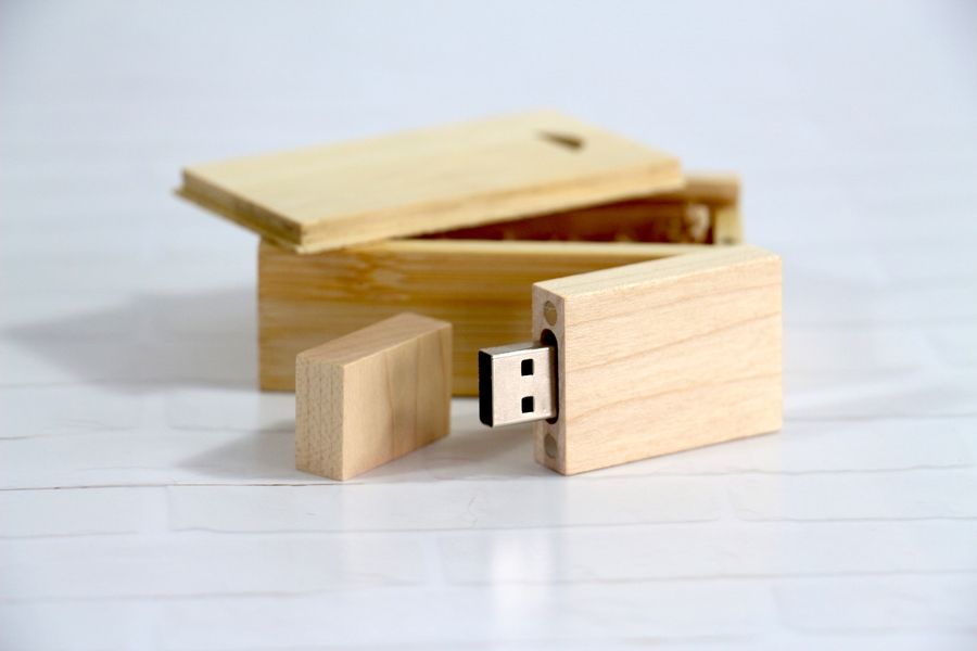 Usb con Caja - MyS Encuadernacion